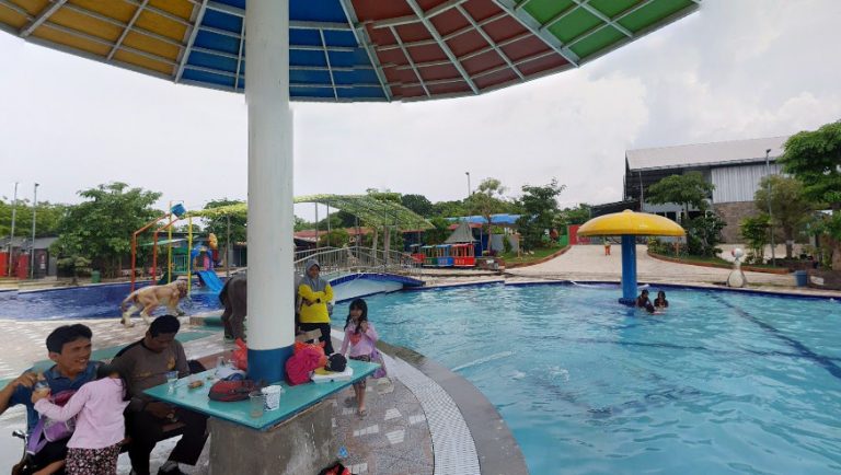 Lokasi dan Harga Tiket Masuk Kolam Renang Senayan Terbaru - Trip Jalan ...