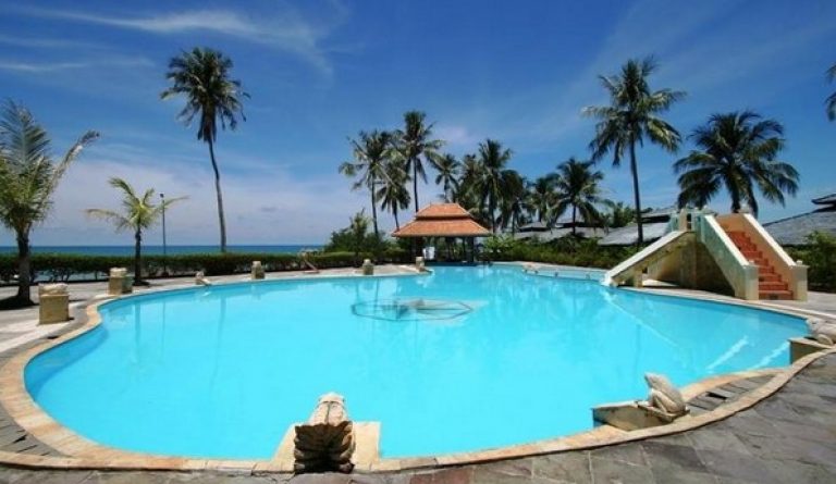 Deretan Kolam renang di Pacitan Beserta Tiket Masuknya - Trip Jalan Jalan