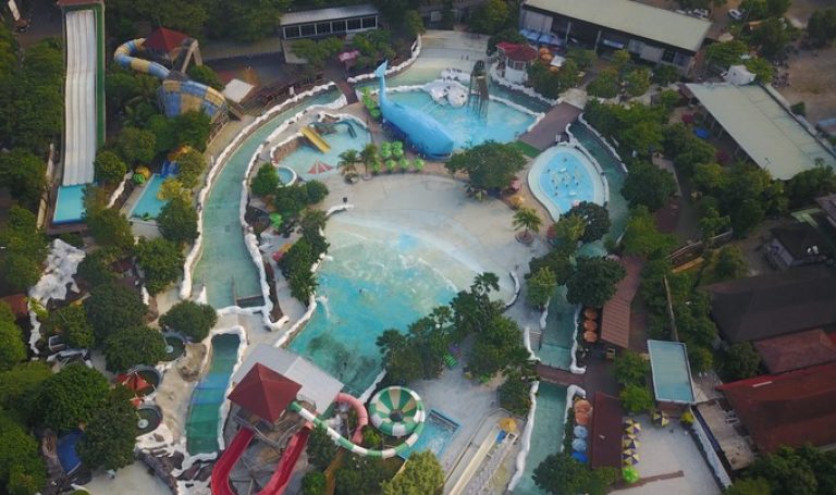 Harga Tiket Masuk Snow Bay TMII Terbaru - Trip Jalan Jalan
