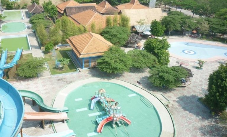 Deretan Kolam Renang di Sragen Beserta Harga Tiket Masuknya - Trip ...