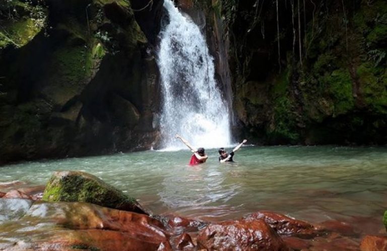 Akses dan Harga Tiket Masuk Curug Sentral Kabandungan Sukabumi Terbaru ...