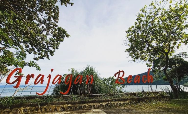 Akses dan Harga Tiket Masuk Pantai Grajagan Banyuwangi - Trip Jalan Jalan
